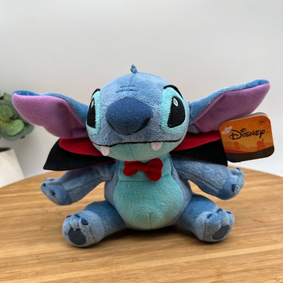 Disney | Holiday | Disney Lilo And Stitch Halloween Vampire Plush 6 Red ...